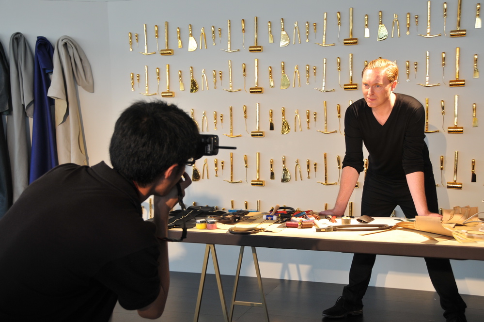 Behind-the-Scenes: Backstage with Loewe Creative Director Stuart Vevers ...